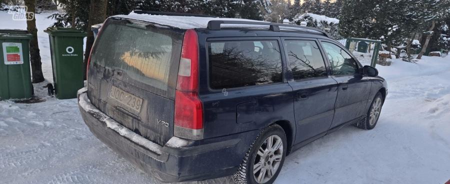 Zils Volvo V70 2001 Kauņa, ar dzinēja tilpumu 2.40 L un nobraukumu 500 tūkst. km par 650 €, foto 4 vietnē AUTOMOTO.COM.LV