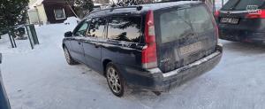 Zils Volvo V70 2001 Kauņa, ar dzinēja tilpumu 2.40 L un nobraukumu 500 tūkst. km par 650 €, foto 5 vietnē AUTOMOTO.COM.LV