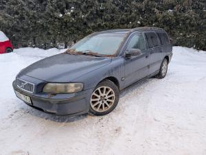 Zils Volvo V70 2001 Tallina, ar dzinēja tilpumu 0.00 L un nobraukumu 415 tūkst. km par 599 €, foto  vietnē AUTOMOTO.COM.LV