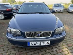 Zils Volvo V70 2001 Talsi, ar dzinēja tilpumu 2.40 L un nobraukumu 0 tūkst. km par 2000 €, foto 4 vietnē AUTOMOTO.COM.LV