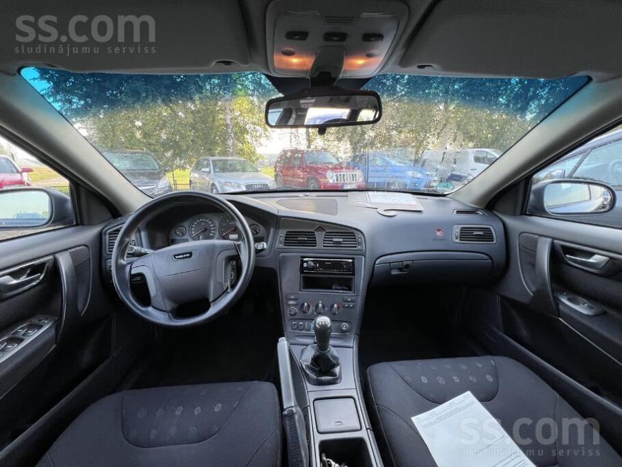 Zils Volvo V70 2001 Talsi, ar dzinēja tilpumu 2.40 L un nobraukumu 0 tūkst. km par 2000 €, foto 10 vietnē AUTOMOTO.COM.LV