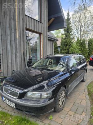 Zils Volvo V70 2001 Ogre, ar dzinēja tilpumu 2.40 L un nobraukumu 429 tūkst. km par 650 €, foto 6 vietnē AUTOMOTO.COM.LV
