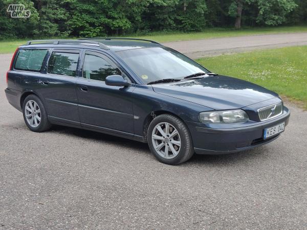 Zils Volvo V70 2002 Viļņa, ar dzinēja tilpumu 2.40 L un nobraukumu 406 tūkst. km par 1350 €, foto 4 vietnē AUTOMOTO.COM.LV