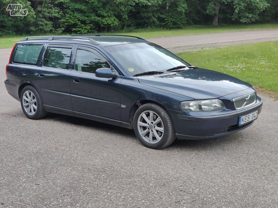 Синий Вольво В70 2002 в Вильнюс, объемом двигателя 2.40 л и пробегом 406 тыс. км за 1350 €, фото 5 на AUTOMOTO.COM.LV