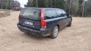 Zils Volvo V70 2002 Daugavpils, ar dzinēja tilpumu 2.40 L un nobraukumu 545 tūkst. km par 700 €, foto 5 vietnē AUTOMOTO.COM.LV