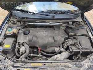 Zils Volvo V70 2002 Rīga, ar dzinēja tilpumu 2.40 L un nobraukumu 415 tūkst. km par 1450 €, foto 14 vietnē AUTOMOTO.COM.LV