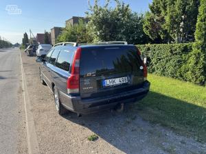 Zils Volvo V70 2002 Gargždai, ar dzinēja tilpumu 2.40 L un nobraukumu 354 tūkst. km par 900 €, foto 6 vietnē AUTOMOTO.COM.LV