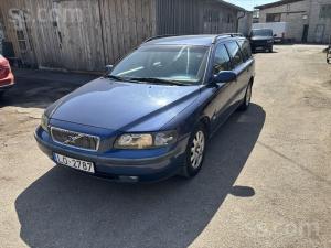 Синий Вольво В70 2002 в Юрмала, объемом двигателя 2.40 л и пробегом 311 тыс. км за 850 €, фото  на AUTOMOTO.COM.LV