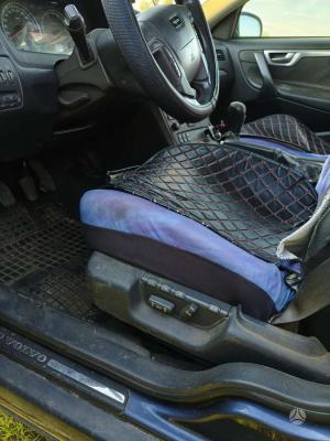 Zils Volvo V70 2002 Viļņa, ar dzinēja tilpumu 2.40 L un nobraukumu 550 tūkst. km par 600 €, foto 8 vietnē AUTOMOTO.COM.LV