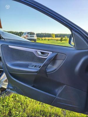 Zils Volvo V70 2002 Viļņa, ar dzinēja tilpumu 2.40 L un nobraukumu 550 tūkst. km par 600 €, foto 10 vietnē AUTOMOTO.COM.LV