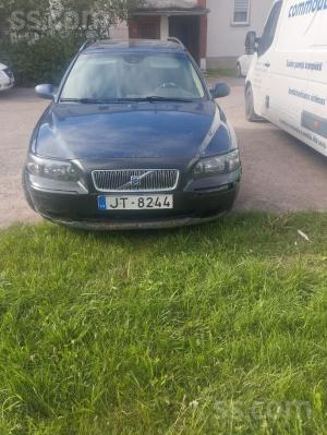 Zils Volvo V70 2002 Jelgava, ar dzinēja tilpumu 2.40 L un nobraukumu 503 tūkst. km par 600 €, foto  vietnē AUTOMOTO.COM.LV