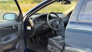 Синий Вольво В70 2002 в Вильнюс, объемом двигателя 2.40 л и пробегом 381 тыс. км за 1250 €, фото 6 на AUTOMOTO.COM.LV