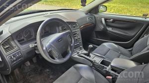 Blue Volvo V70 2002 in Daugavpils, with an engine capacity of 2.40 L and mileage of 362 thousand km for 1250 €, photo 11 on AUTOMOTO.COM.LV