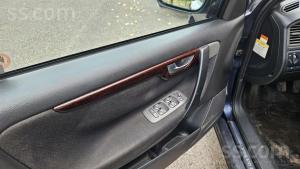 Blue Volvo V70 2002 in Daugavpils, with an engine capacity of 2.40 L and mileage of 362 thousand km for 1250 €, photo 12 on AUTOMOTO.COM.LV