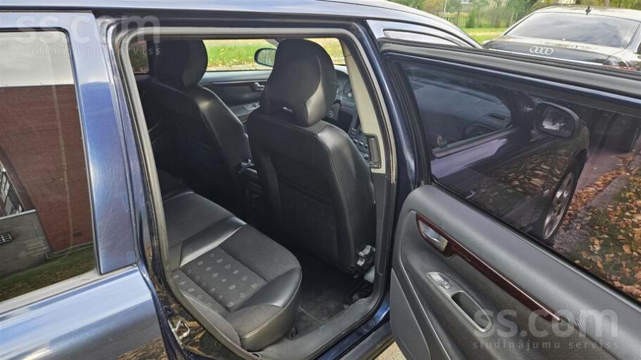 Blue Volvo V70 2002 in Daugavpils, with an engine capacity of 2.40 L and mileage of 362 thousand km for 1250 €, photo 15 on AUTOMOTO.COM.LV