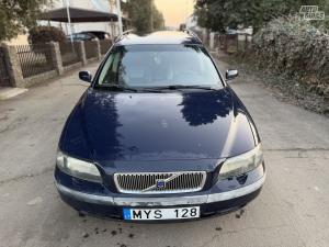 Zils Volvo V70 2003 Kauņa, ar dzinēja tilpumu 2.40 L un nobraukumu 255 tūkst. km par 2000 €, foto 2 vietnē AUTOMOTO.COM.LV