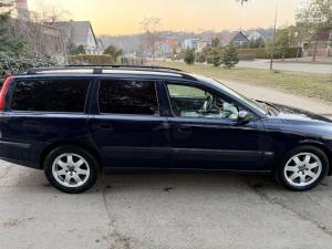 Zils Volvo V70 2003 Kauņa, ar dzinēja tilpumu 2.40 L un nobraukumu 255 tūkst. km par 2000 €, foto 5 vietnē AUTOMOTO.COM.LV