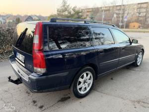Zils Volvo V70 2003 Kauņa, ar dzinēja tilpumu 2.40 L un nobraukumu 255 tūkst. km par 2000 €, foto 6 vietnē AUTOMOTO.COM.LV