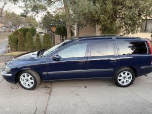 Zils Volvo V70 2003 Kauņa, ar dzinēja tilpumu 2.40 L un nobraukumu 255 tūkst. km par 2000 €, foto 8 vietnē AUTOMOTO.COM.LV