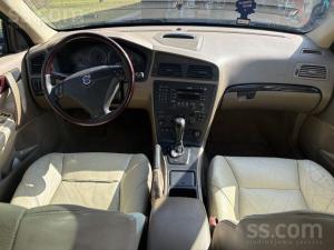 Синий Вольво В70 2003 в Рига, объемом двигателя 2.40 л и пробегом 418 тыс. км за 1690 €, фото 8 на AUTOMOTO.COM.LV