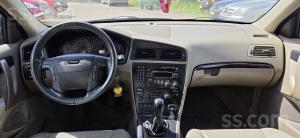 Blue Volvo V70 2003 in Valmiera, with an engine capacity of 2.40 L and mileage of 369 thousand km for 1300 €, photo 8 on AUTOMOTO.COM.LV