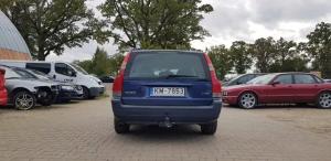 Blue Volvo V70 2003 in Valmiera, with an engine capacity of 2.40 L and mileage of 330 thousand km for 1850 €, photo 5 on AUTOMOTO.COM.LV