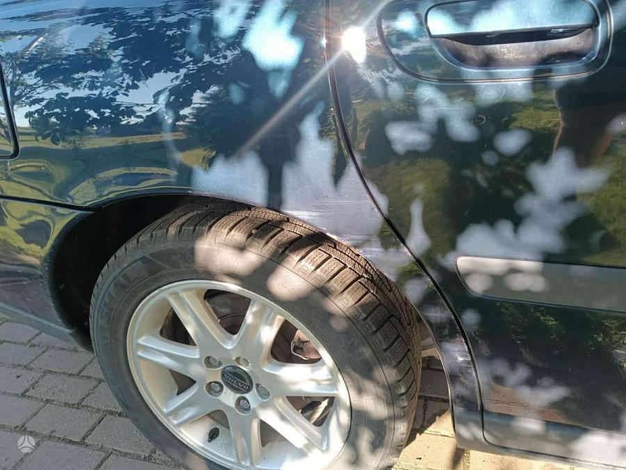 Zils Volvo V70 2003 Ukmergė, ar dzinēja tilpumu 2.40 L un nobraukumu 340 tūkst. km par 750 €, foto 5 vietnē AUTOMOTO.COM.LV