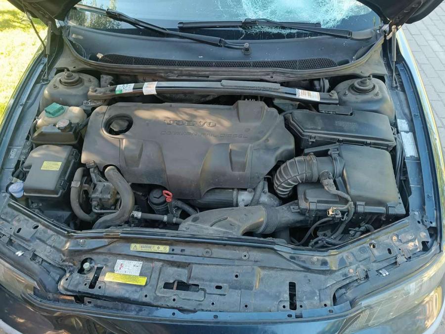 Zils Volvo V70 2003 Ukmergė, ar dzinēja tilpumu 2.40 L un nobraukumu 340 tūkst. km par 750 €, foto 12 vietnē AUTOMOTO.COM.LV