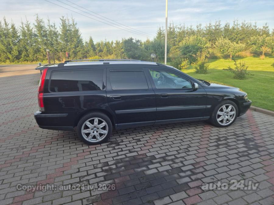 Синий Вольво В70 2003 в Таллин, объемом двигателя 2.40 л и пробегом 395 тыс. км за 3950 €, фото 19 на AUTOMOTO.COM.LV