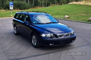 Blue Volvo V70 2003 in Paide, with an engine capacity of 2.40 L and mileage of 286 thousand km for 3950 €, photo  on AUTOMOTO.COM.LV