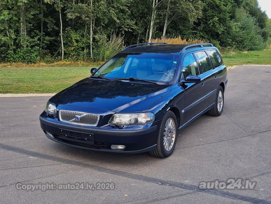 Zils Volvo V70 2003 Paide, ar dzinēja tilpumu 2.40 L un nobraukumu 286 tūkst. km par 3950 €, foto 3 vietnē AUTOMOTO.COM.LV