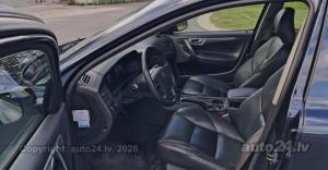 Zils Volvo V70 2003 Paide, ar dzinēja tilpumu 2.40 L un nobraukumu 286 tūkst. km par 3950 €, foto 8 vietnē AUTOMOTO.COM.LV