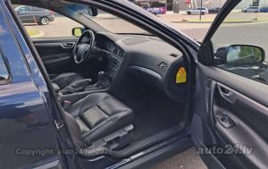 Zils Volvo V70 2003 Paide, ar dzinēja tilpumu 2.40 L un nobraukumu 286 tūkst. km par 3950 €, foto 9 vietnē AUTOMOTO.COM.LV