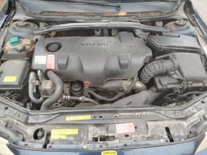 Zils Volvo V70 2003 Paldiski, ar dzinēja tilpumu 2.40 L un nobraukumu 475 tūkst. km par 2000 €, foto 13 vietnē AUTOMOTO.COM.LV