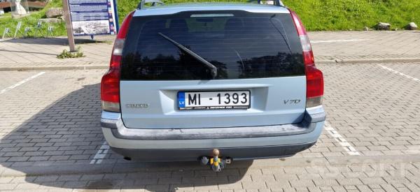 Zils Volvo V70 2003 Rēzekne, ar dzinēja tilpumu 2.40 L un nobraukumu 552 tūkst. km par 750 €, foto 5 vietnē AUTOMOTO.COM.LV