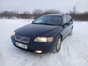 Zils Volvo V70 2004 Gulbene, ar dzinēja tilpumu 2.40 L un nobraukumu 411 tūkst. km par 1995 €, foto 3 vietnē AUTOMOTO.COM.LV