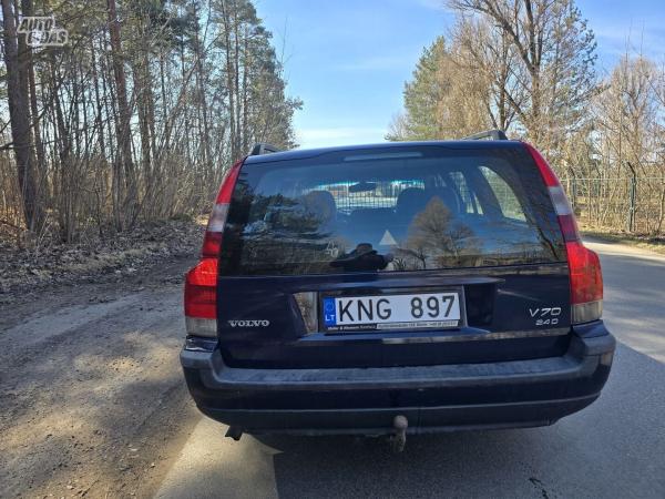 Zils Volvo V70 2004 Radviliškis, ar dzinēja tilpumu 2.40 L un nobraukumu 351 tūkst. km par 1150 €, foto 10 vietnē AUTOMOTO.COM.LV