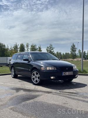 Blue Volvo V70 2004 in Riga, with an engine capacity of 2.40 L and mileage of 352 thousand km for 1600 €, photo  on AUTOMOTO.COM.LV