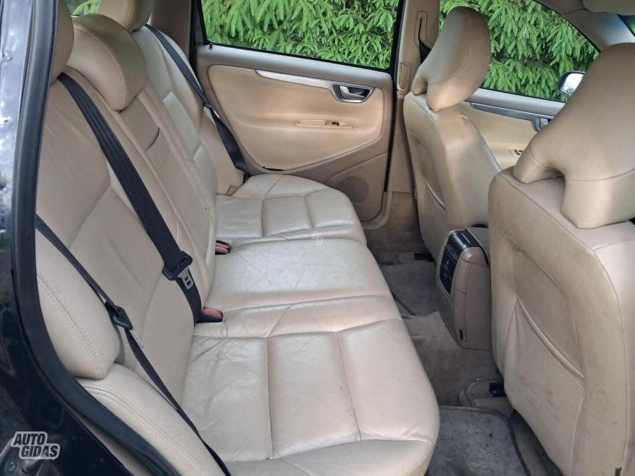 Zils Volvo V70 2004 Kauņa, ar dzinēja tilpumu 2.40 L un nobraukumu 421 tūkst. km par 900 €, foto 8 vietnē AUTOMOTO.COM.LV