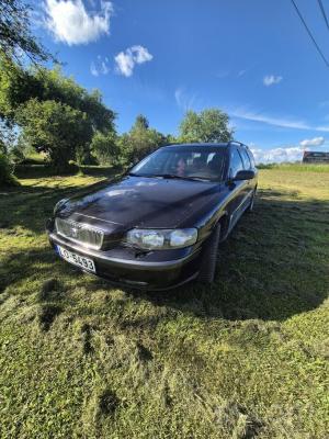 Zils Volvo V70 2004 Gulbene, ar dzinēja tilpumu 2.40 L un nobraukumu 326 tūkst. km par 1500 €, foto 7 vietnē AUTOMOTO.COM.LV