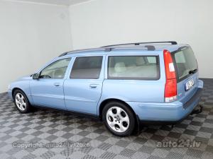 Blue Volvo V70 2004 in Tallinn, with an engine capacity of 2.40 L and mileage of 355 thousand km for 899 €, photo 5 on AUTOMOTO.COM.LV