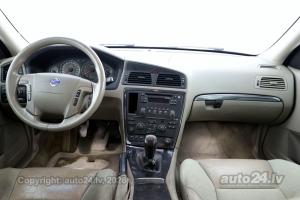 Blue Volvo V70 2004 in Tallinn, with an engine capacity of 2.40 L and mileage of 355 thousand km for 899 €, photo 6 on AUTOMOTO.COM.LV