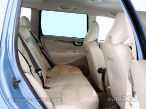 Blue Volvo V70 2004 in Tallinn, with an engine capacity of 2.40 L and mileage of 355 thousand km for 899 €, photo 8 on AUTOMOTO.COM.LV