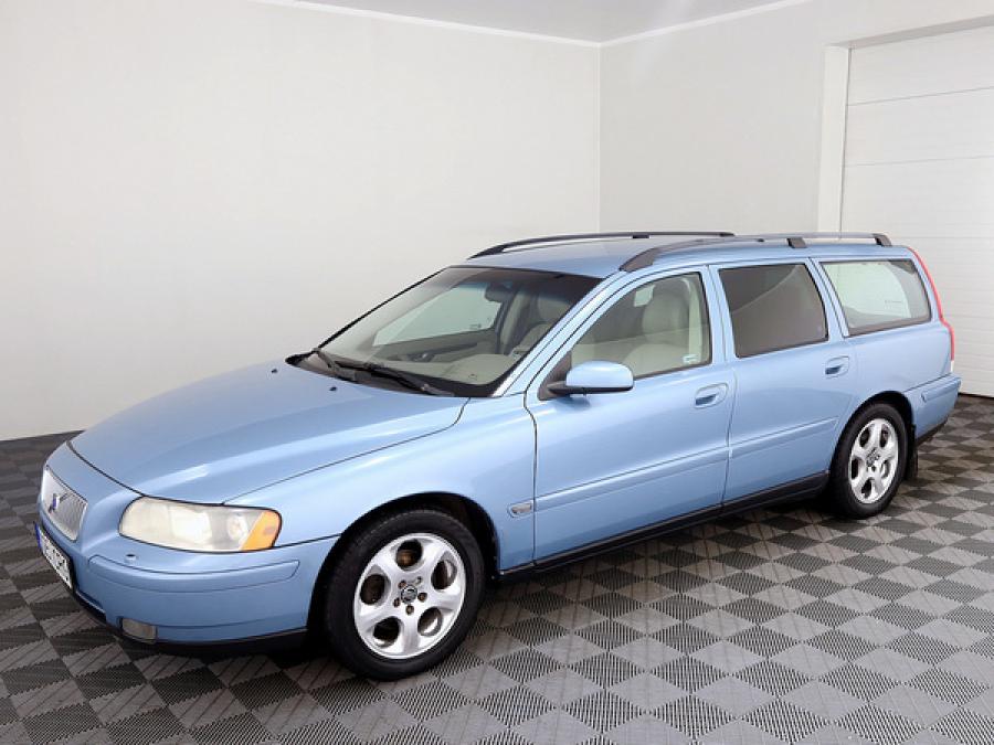 Zils Volvo V70 2004 Tallina, ar dzinēja tilpumu 2.40 L un nobraukumu 355 tūkst. km par 899 €, foto 3 vietnē AUTOMOTO.COM.LV