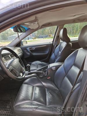 Zils Volvo V70 2004 Limbaži, ar dzinēja tilpumu 2.40 L un nobraukumu 417 tūkst. km par 1850 €, foto 10 vietnē AUTOMOTO.COM.LV