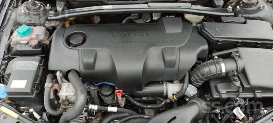 Zils Volvo V70 2004 Valmiera, ar dzinēja tilpumu 2.40 L un nobraukumu 355 tūkst. km par 1290 €, foto 6 vietnē AUTOMOTO.COM.LV