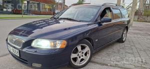 Blue Volvo V70 2004 in Daugavpils, with an engine capacity of 2.40 L and mileage of 317 thousand km for 1750 €, photo  on AUTOMOTO.COM.LV