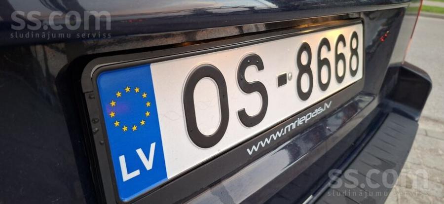 Blue Volvo V70 2004 in Daugavpils, with an engine capacity of 2.40 L and mileage of 317 thousand km for 1750 €, photo 10 on AUTOMOTO.COM.LV