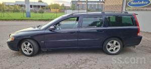 Blue Volvo V70 2004 in Daugavpils, with an engine capacity of 2.40 L and mileage of 317 thousand km for 1750 €, photo 29 on AUTOMOTO.COM.LV