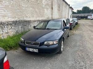 Zils Volvo V70 2004 Rīga, ar dzinēja tilpumu 2.40 L un nobraukumu 221 tūkst. km par 543 €, foto 1 vietnē AUTOMOTO.COM.LV